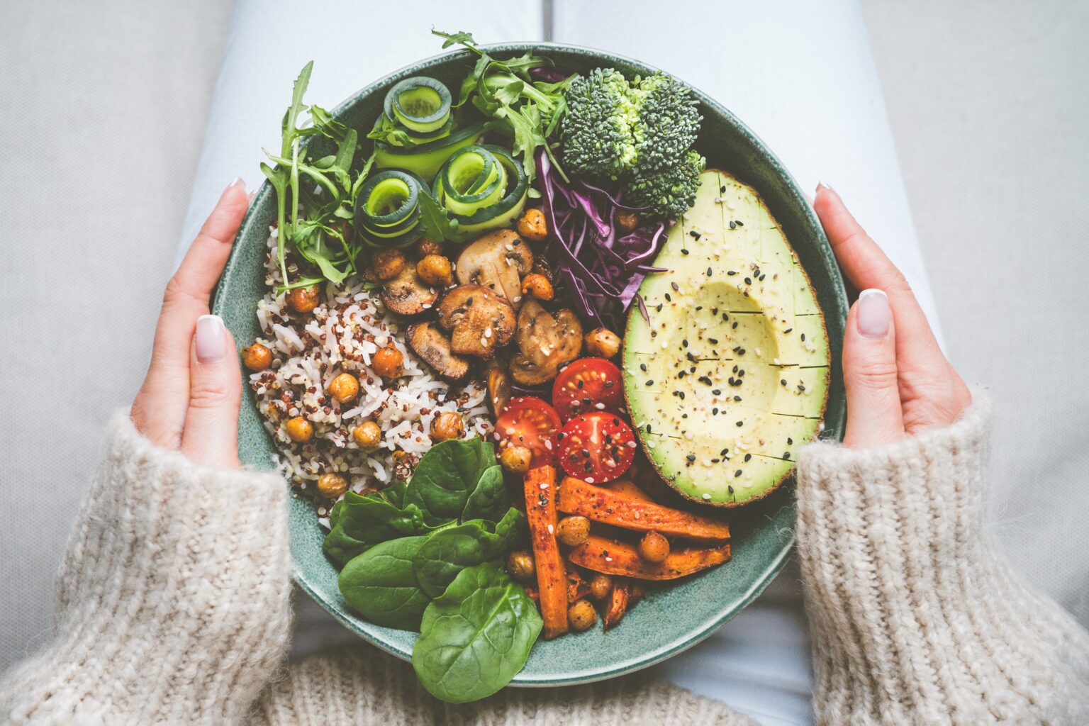 A Guide to Holistic Nutrition Meal Plans